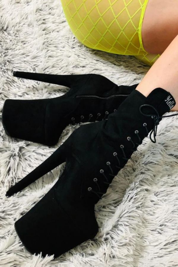 Boots – Pole Junkie